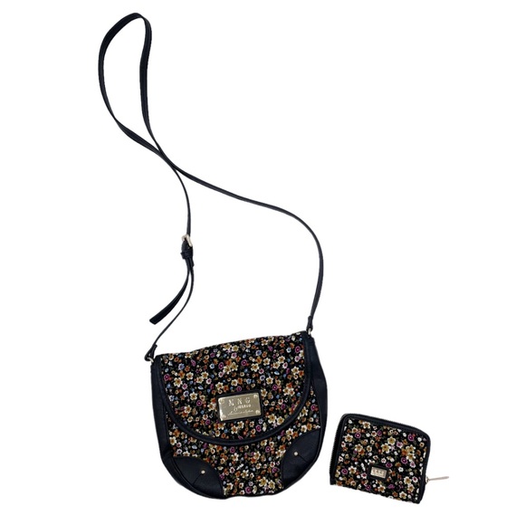 Mango | Bags | Mng By Mango Black Ditsy Floral Corduroy Shoulder Bag ...